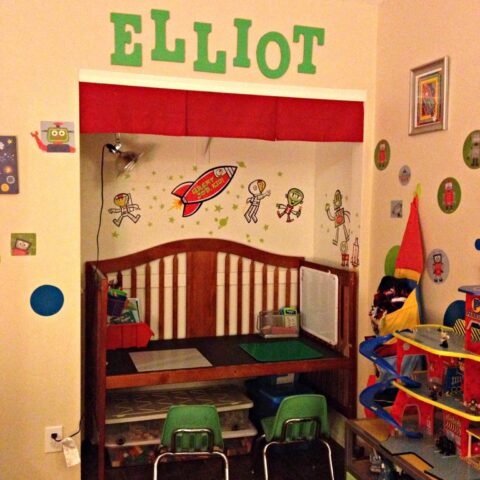 Convert a Crib into a Desk