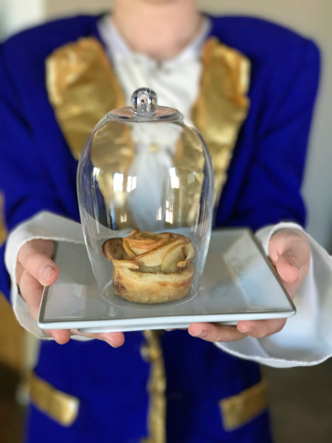 DIY Bell Jar | Beauty and the Beast Party Idea - Desert Chica