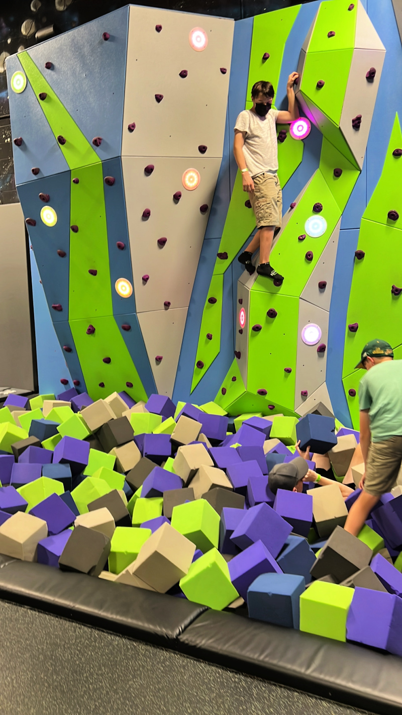 Elevate Trampoline Park Birthday Party - Desert Chica