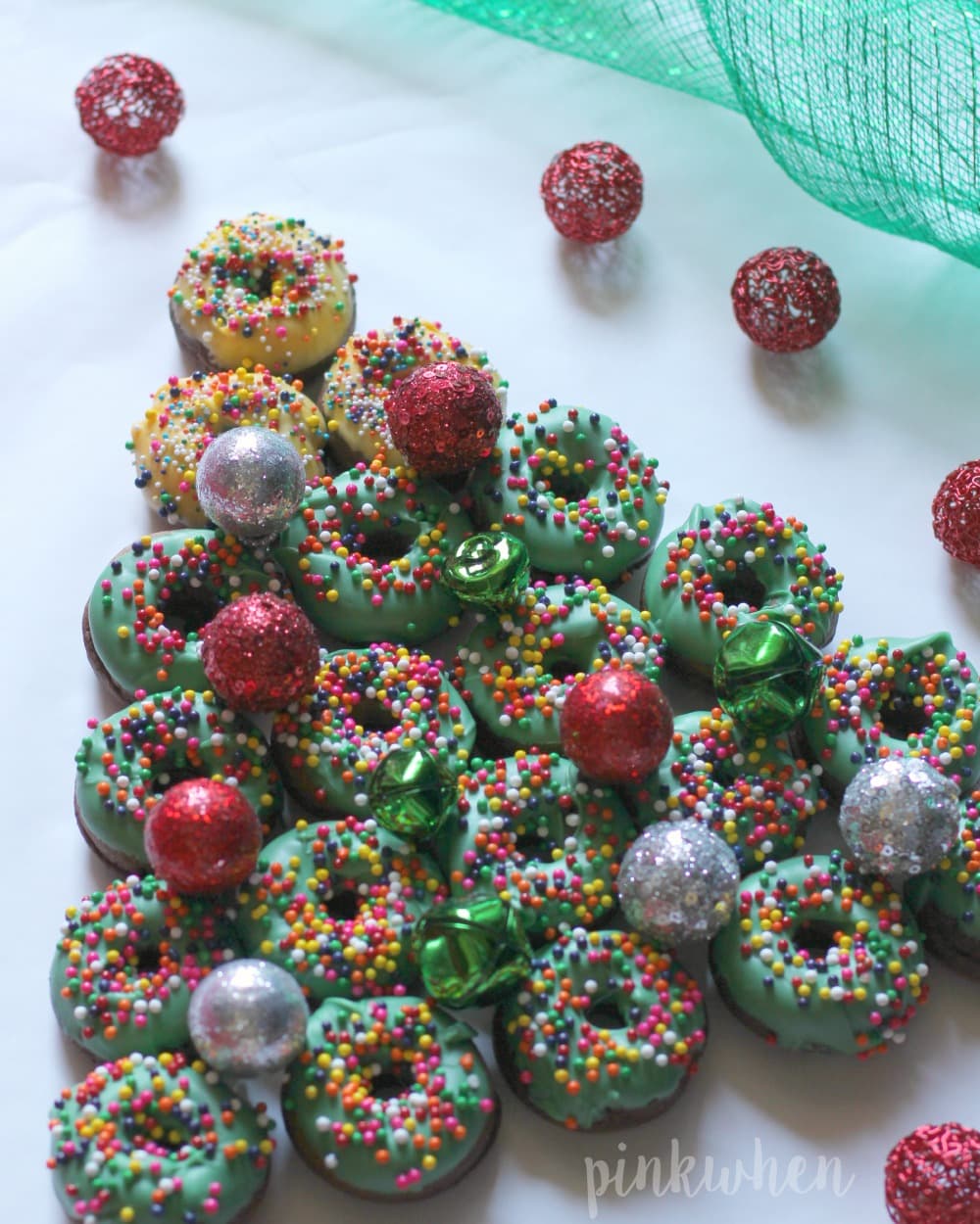 15 Ways to Decorate a Donut - Desert Chica